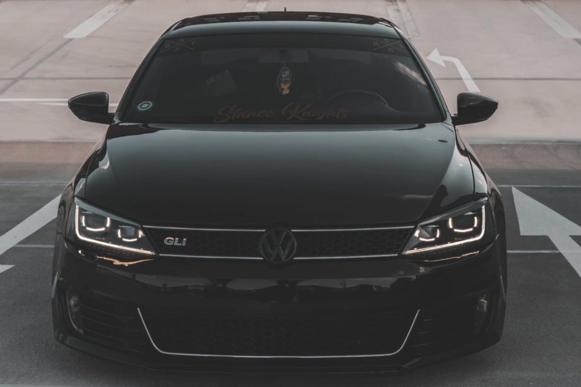 Cum se montează un parbriz în service? (4 semne că parbrizul nu a fost ...